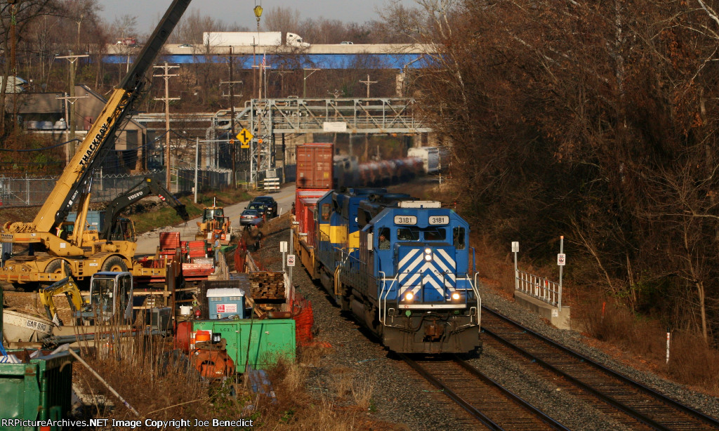 CEFX 3181 on D&H 158-08